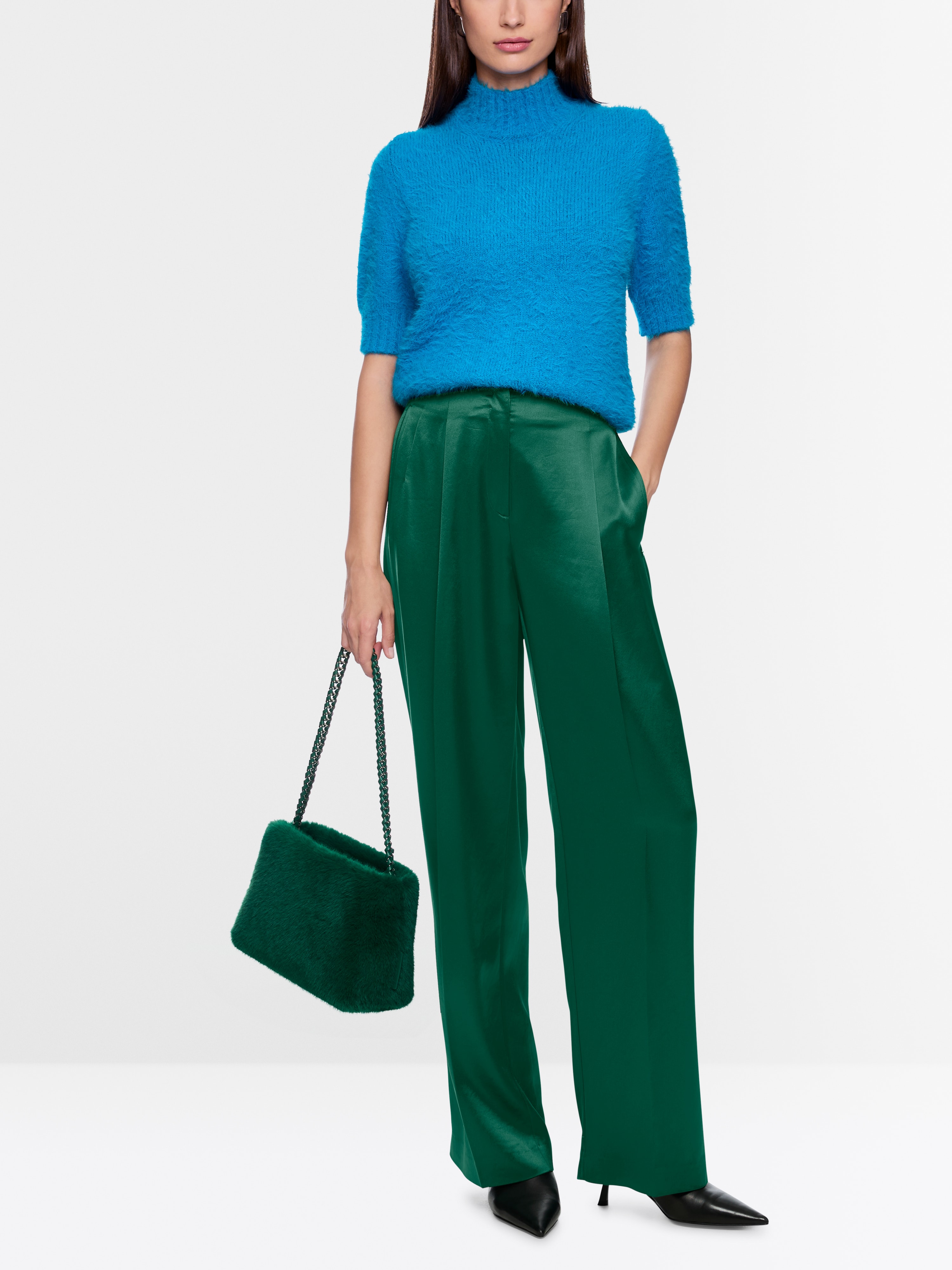 Satijnen broek WASCO met wijde pijpen | marc-cain.com/nl